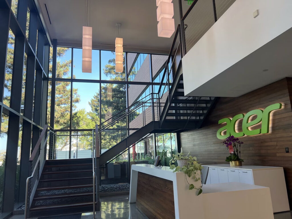 Acer anuncia transición de liderazgo